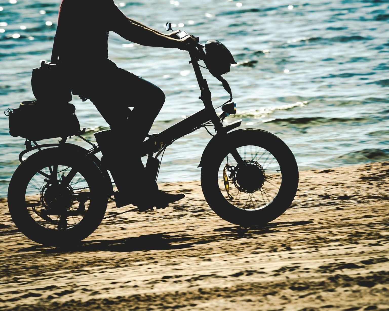 Can Electric Bikes Ride In The Sand? - Best Electric Bikes